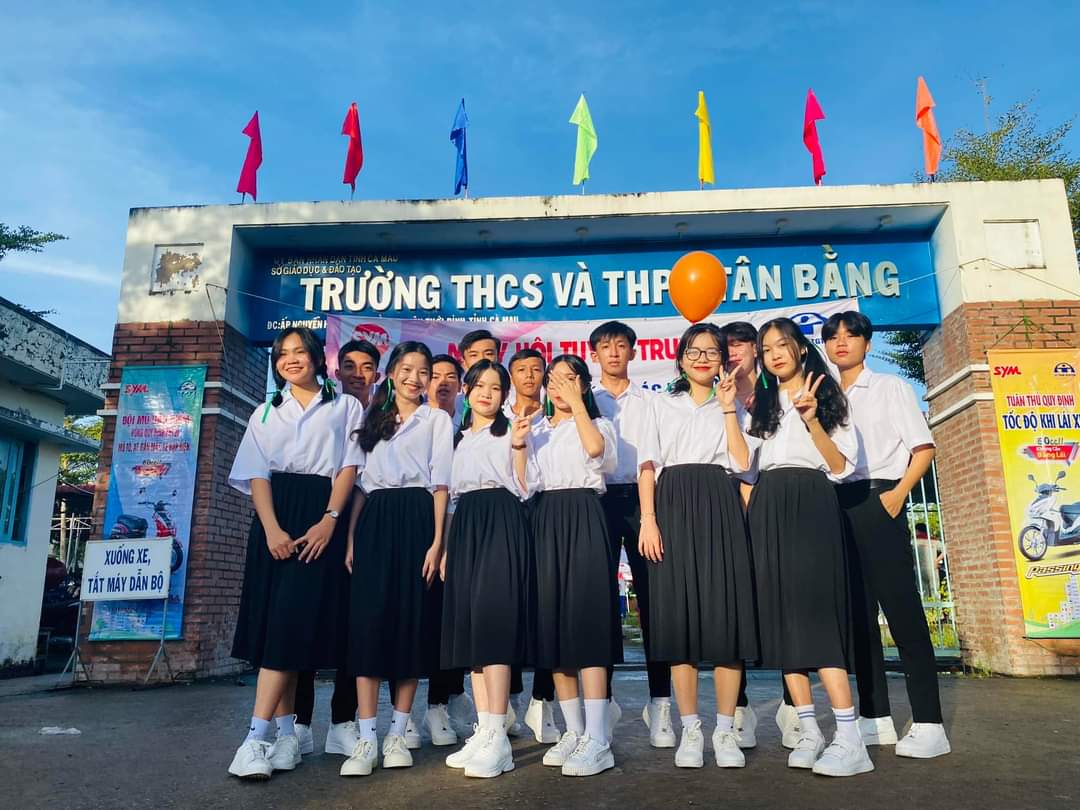 Trường THCS – THPT Tân Bằng: Sôi nổi Diễn đàn "Xây dựng tình bạn đẹp ...