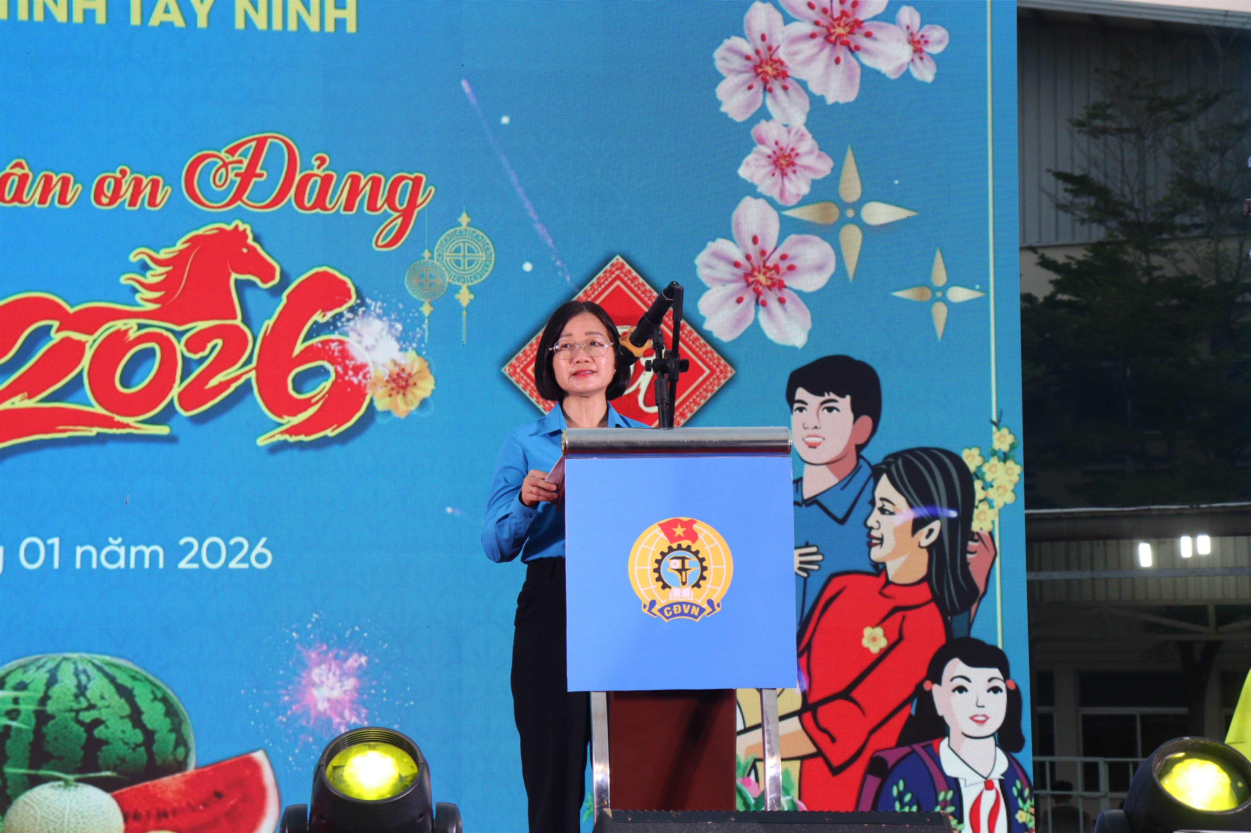 The Tay Ninh Provincial Federation of Labor Unions is working together ...
