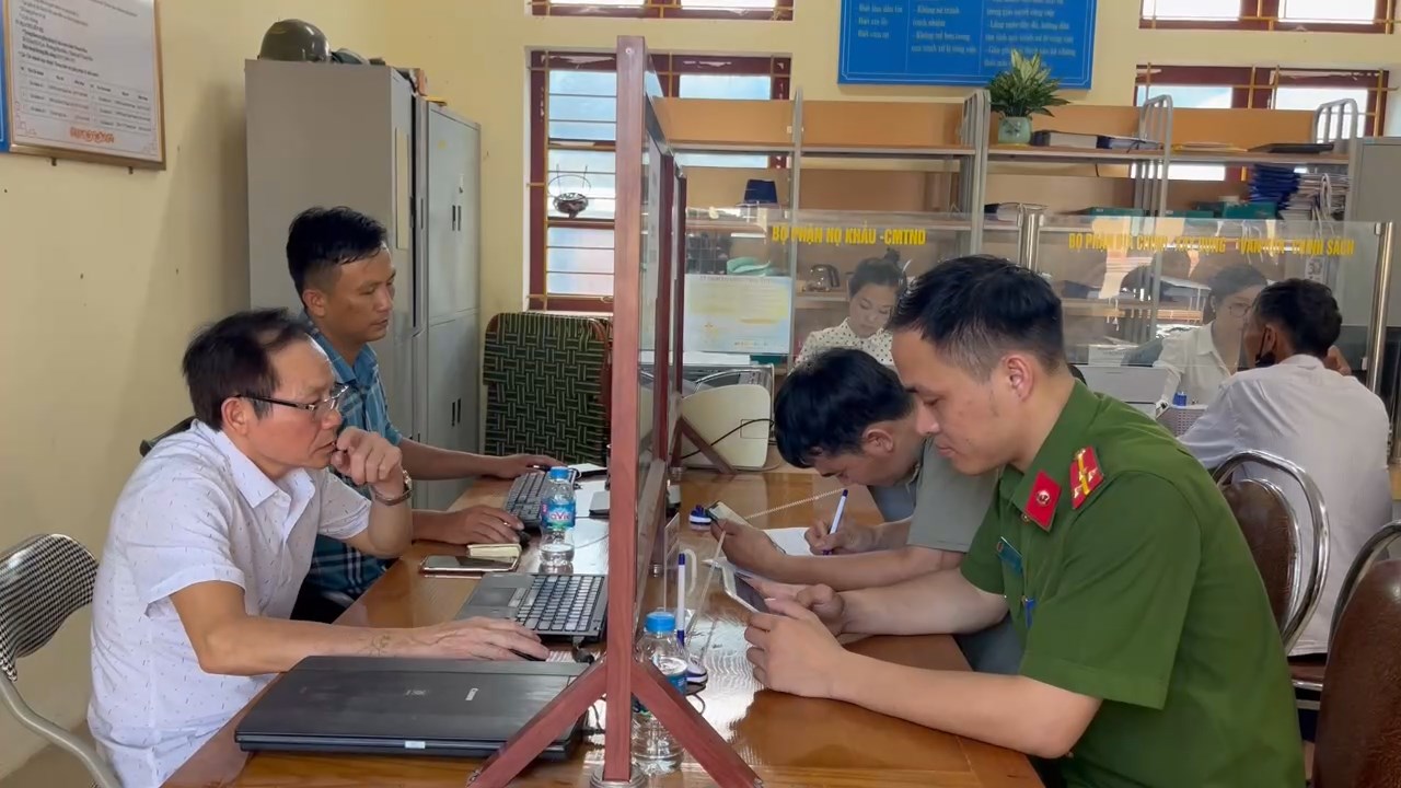 Xã Quảng Yên: Chung tay vì một cuộc sống số tiện ích, hiện đại