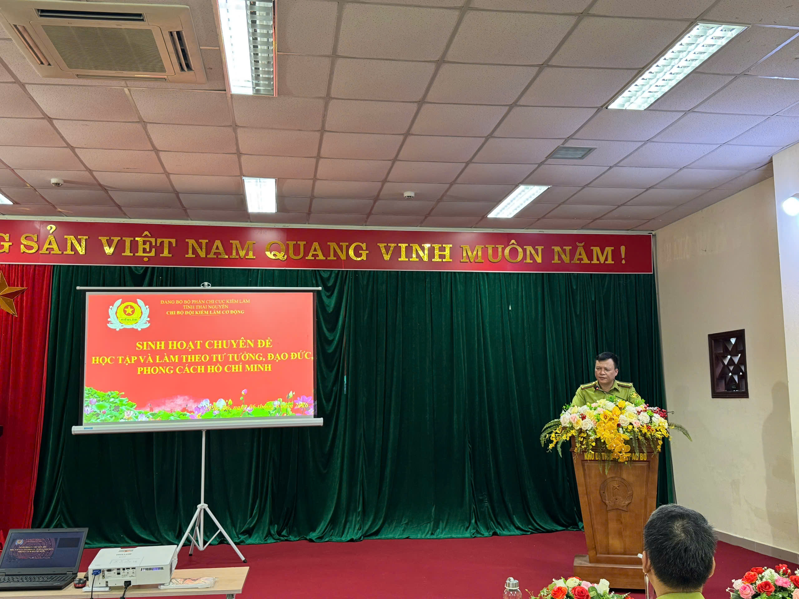 Chi bộ Đội kiểm lâm cơ động thuộc Đảng bộ bộ phận Chi cục Kiểm lâm Thái ...