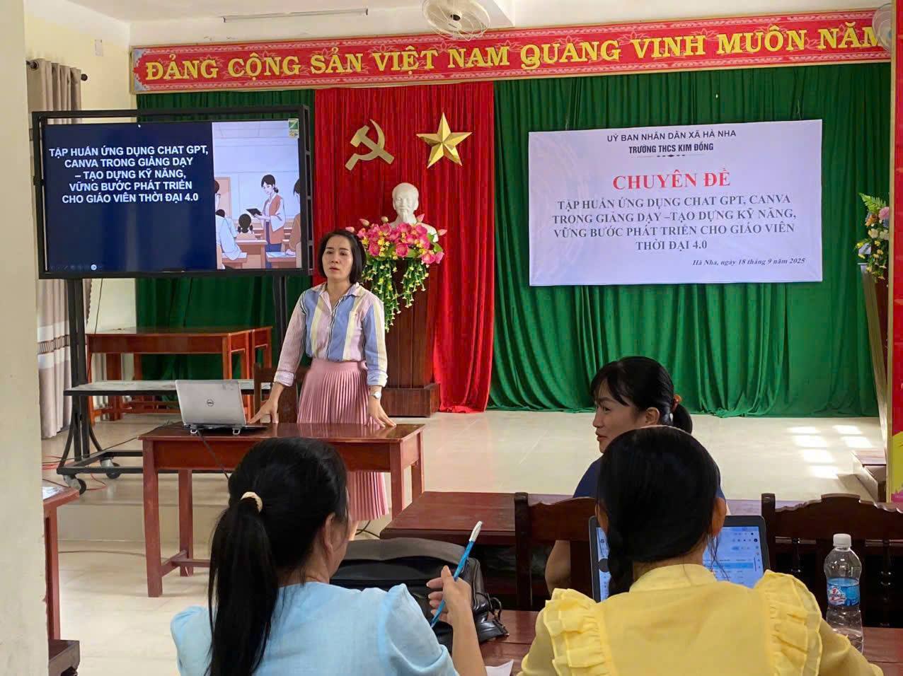 Trường THCS Kim Đồng tổ chức tập huấn Ứng dụng ChatGPT và Canva trong ...